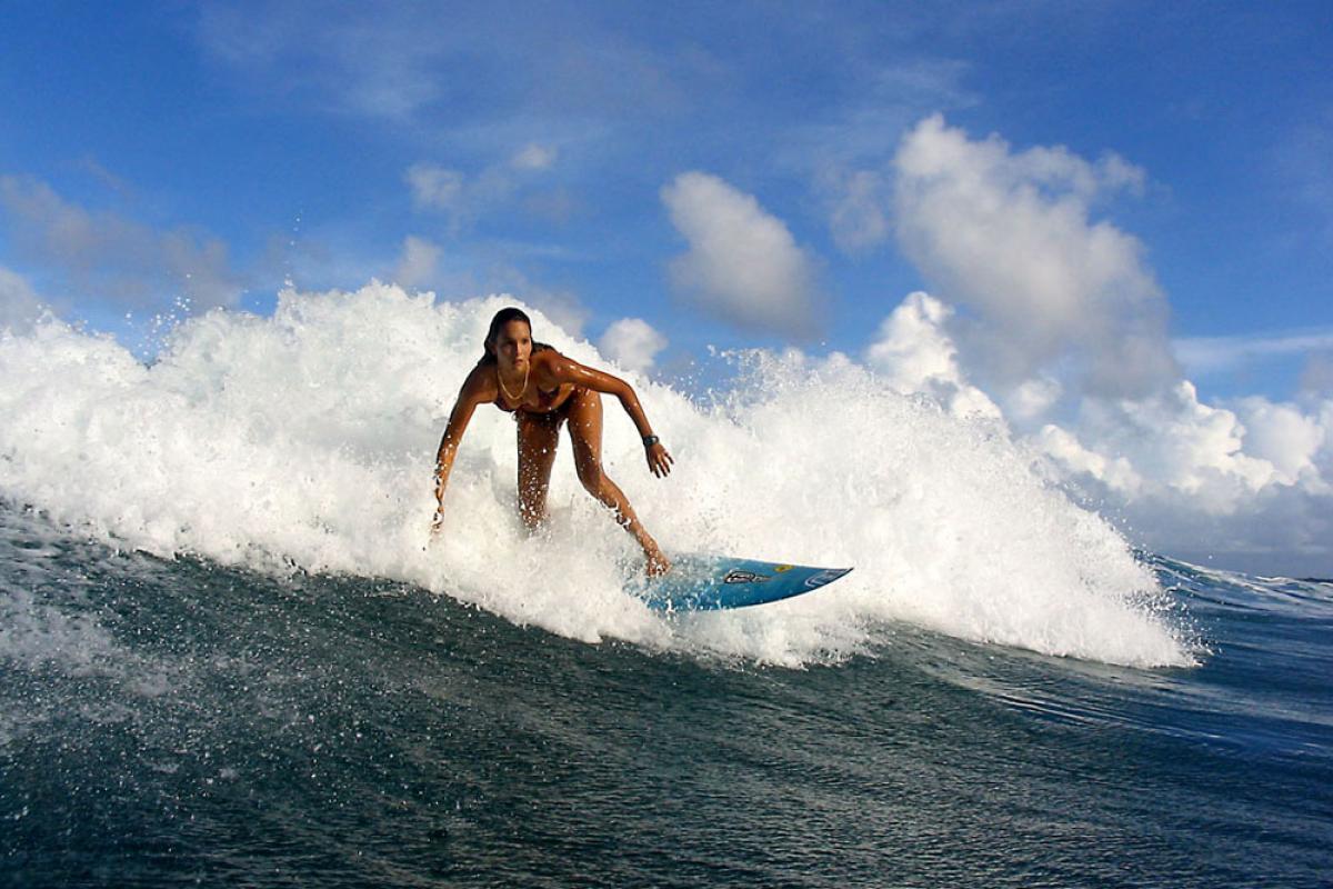 Le Surf en Martinique : Les meilleurs spots et lieux de pratique.